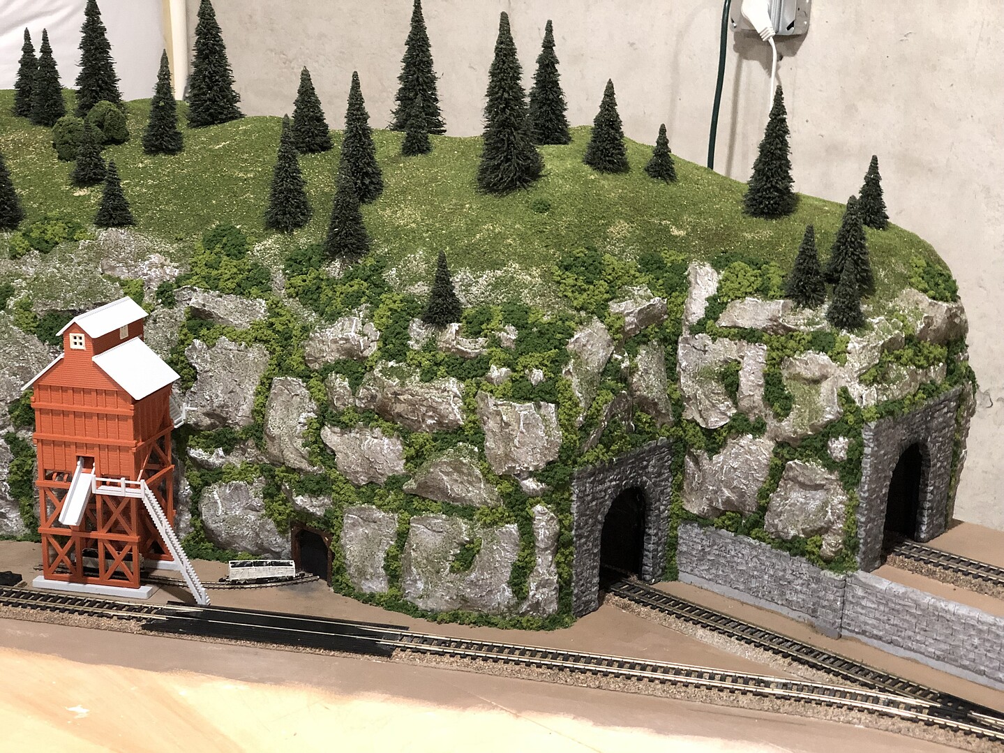 Coaling Station Snap Kit -- HO Scale Model Railroad Building -- #45211 ...