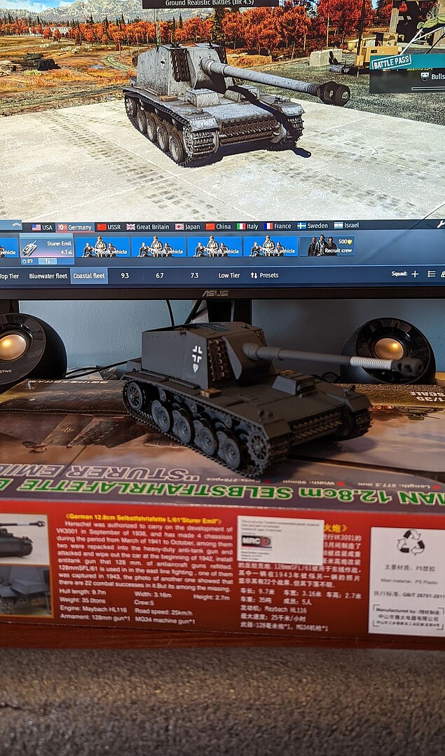 German 12.8cm Tank Destroyer L/61 Sturer Emil Pictures