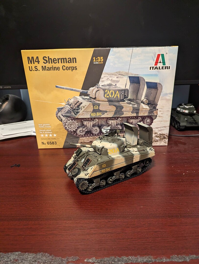 M4 Sherman US Marine Corps Tank -- Plastic Model Military Vehicle Kit ...