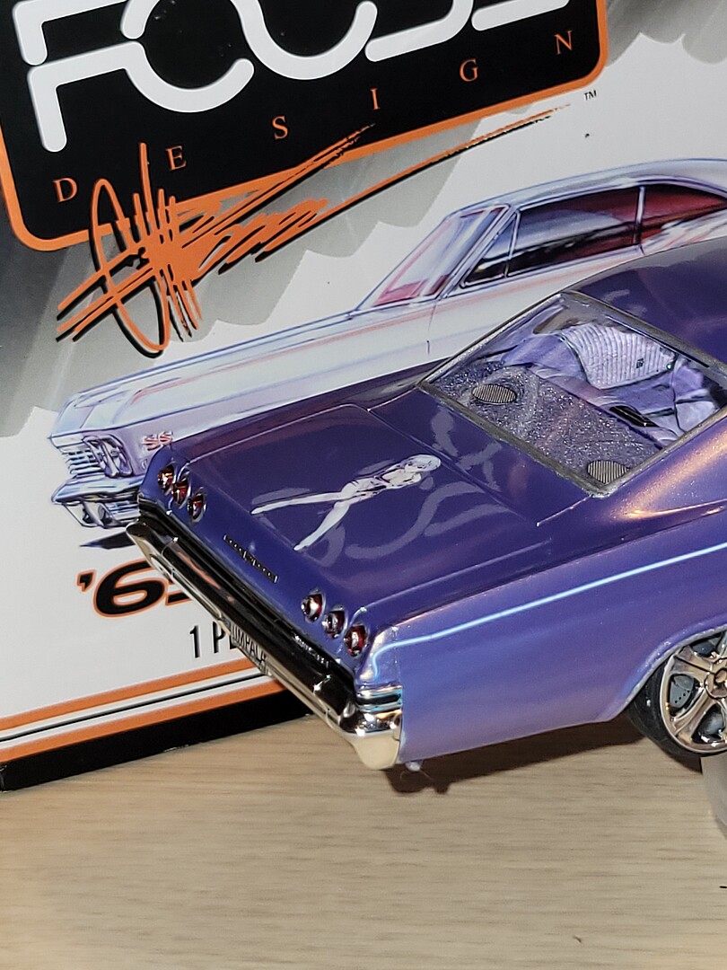 1965 Chevy Impala -- Plastic Model Car Kit -- 1/25 Scale -- #85-4190 ...