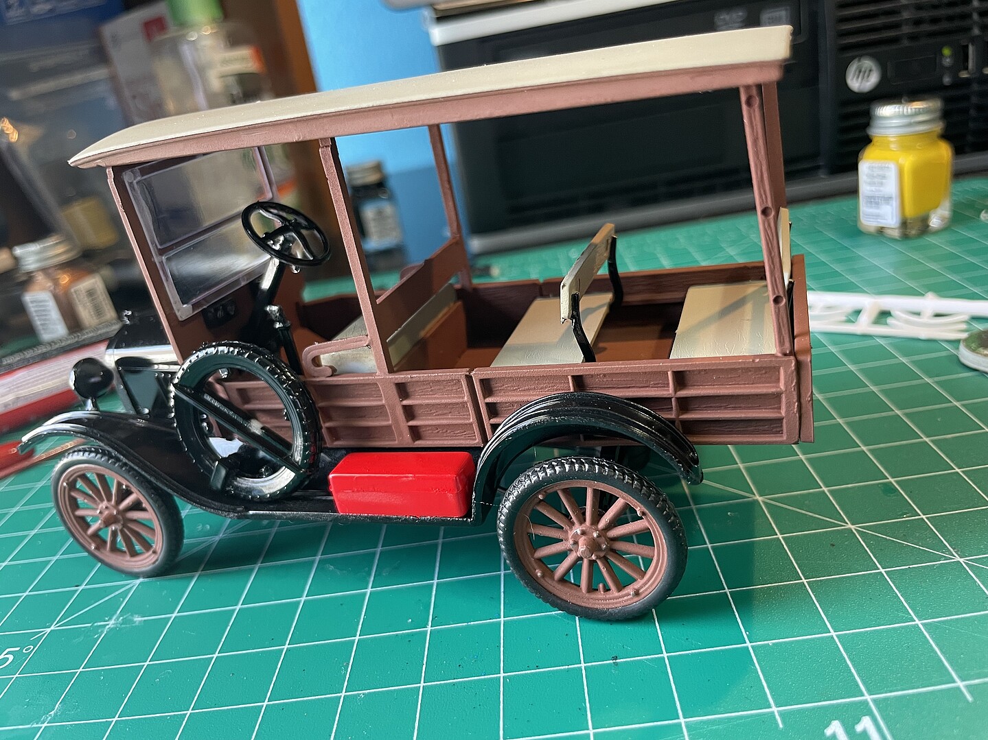 1923 Ford T Depot Hack Transport -- Plastic Model Truck Vehicle Kit ...