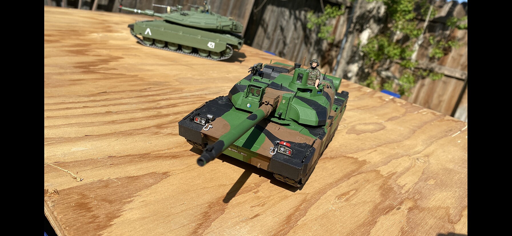 French Leclerc Series 2 Main Battle Tank -- Plastic Model Military ...