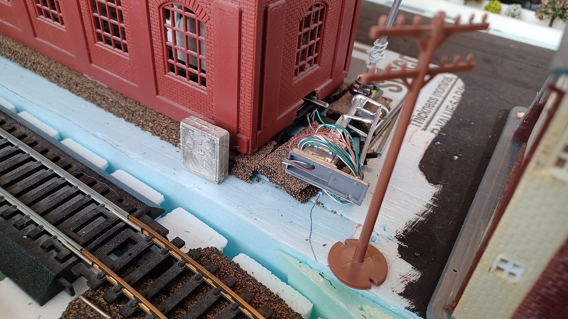 Electric Relay Cabinet (2 Dr) -- HO Scale Model Railroad Trackside ...