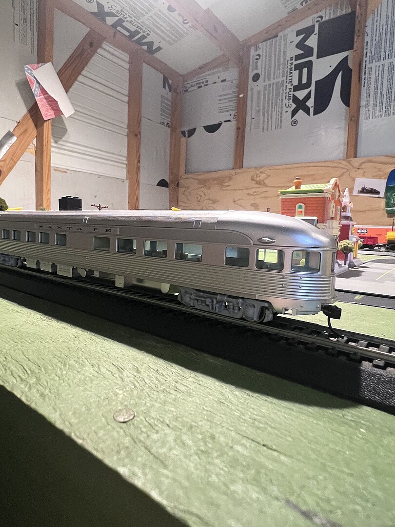 85' Budd Observation Santa Fe -- HO Scale Model Train Passenger Car ...