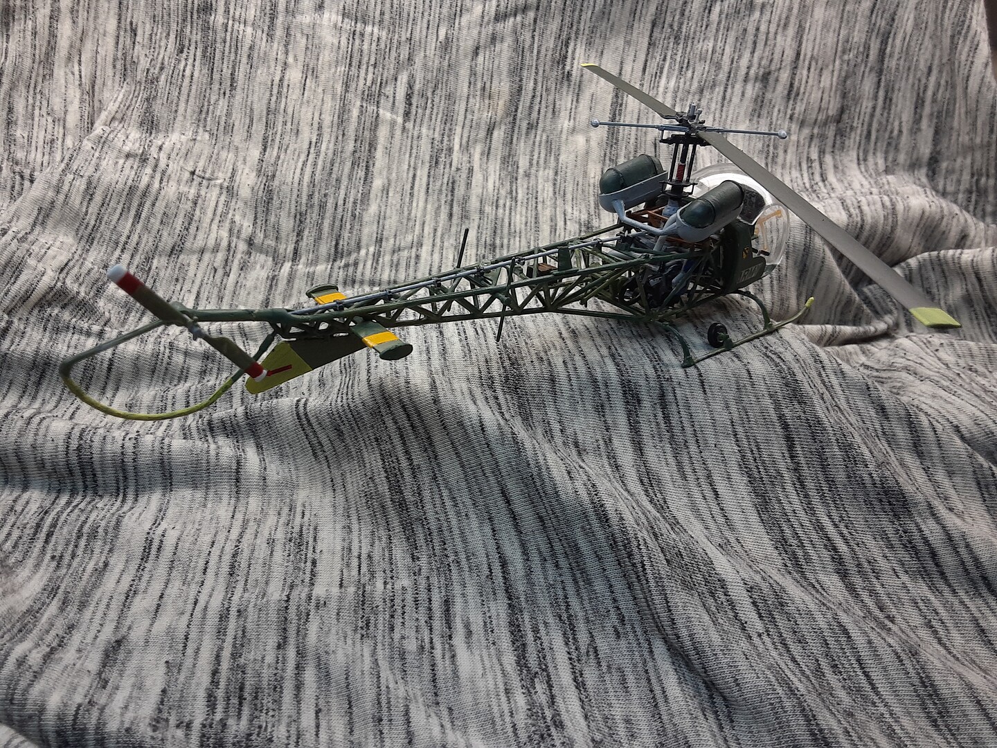 OH-13/AB-47 -- Plastic Model Helicopter Kit -- 1/72 Scale -- #550095 ...