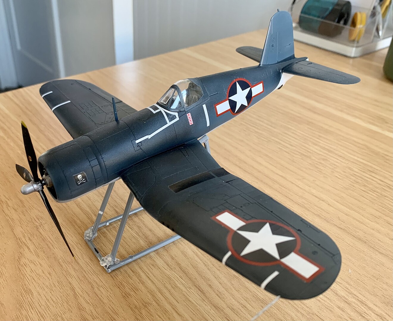 Vought F4U-1A Corsair Fighter Aircraft -- Plastic Model Airplane Kit ...