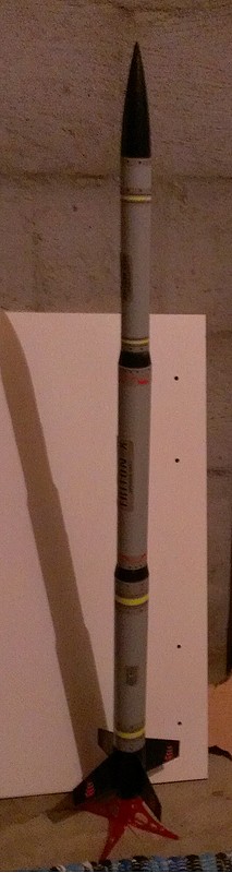 Gallery Pictures Quest Triton-X Model Rocket Quick Kit Level 1 Model ...