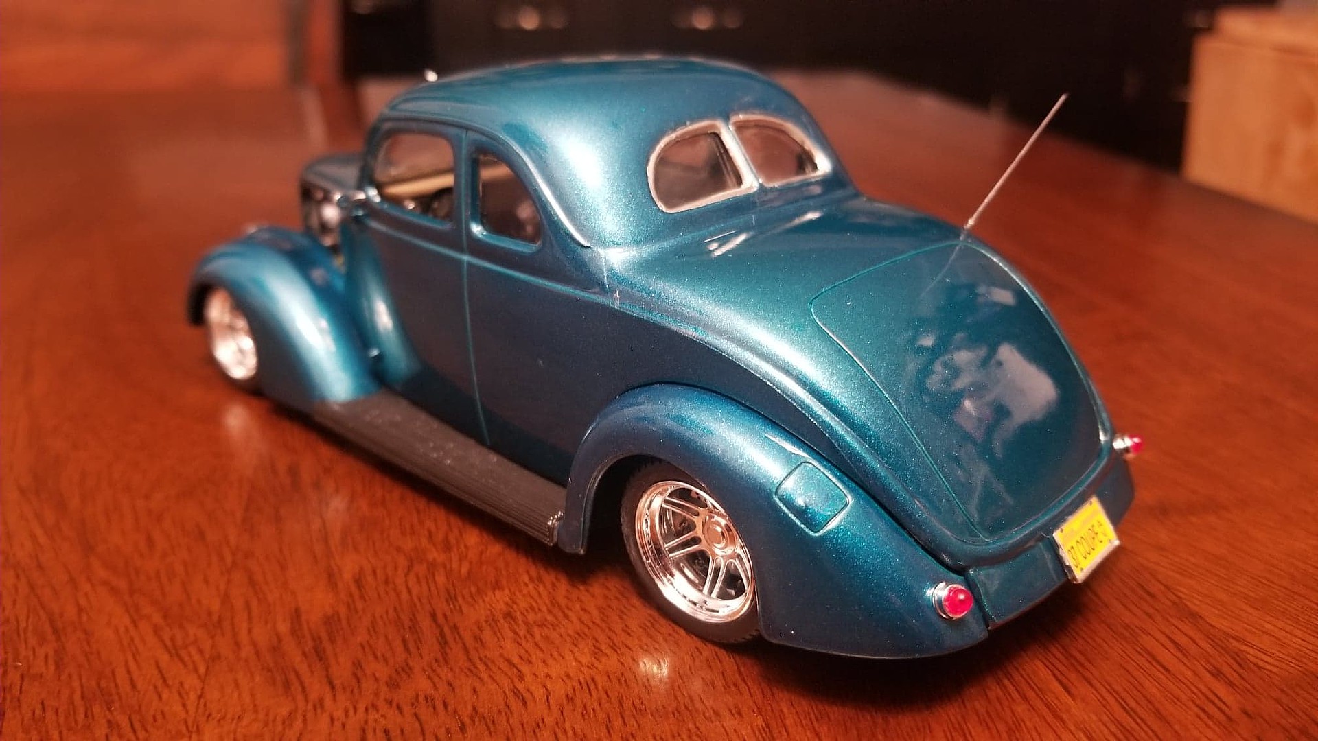 1937 Ford Coupe Street Rod -- Plastic Model Car Kit -- 1/24 Scale ...