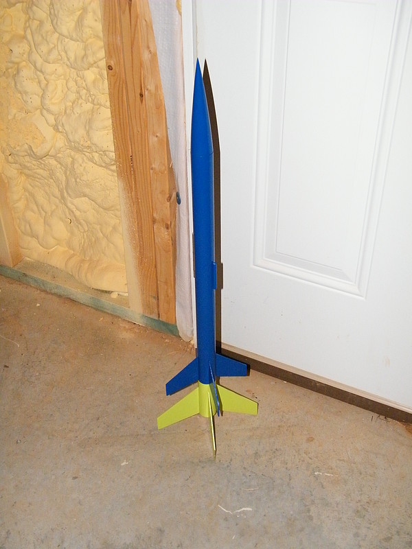 Gallery Pictures Estes CC Express Model Rocket Kit Level 2 Model Rocket ...