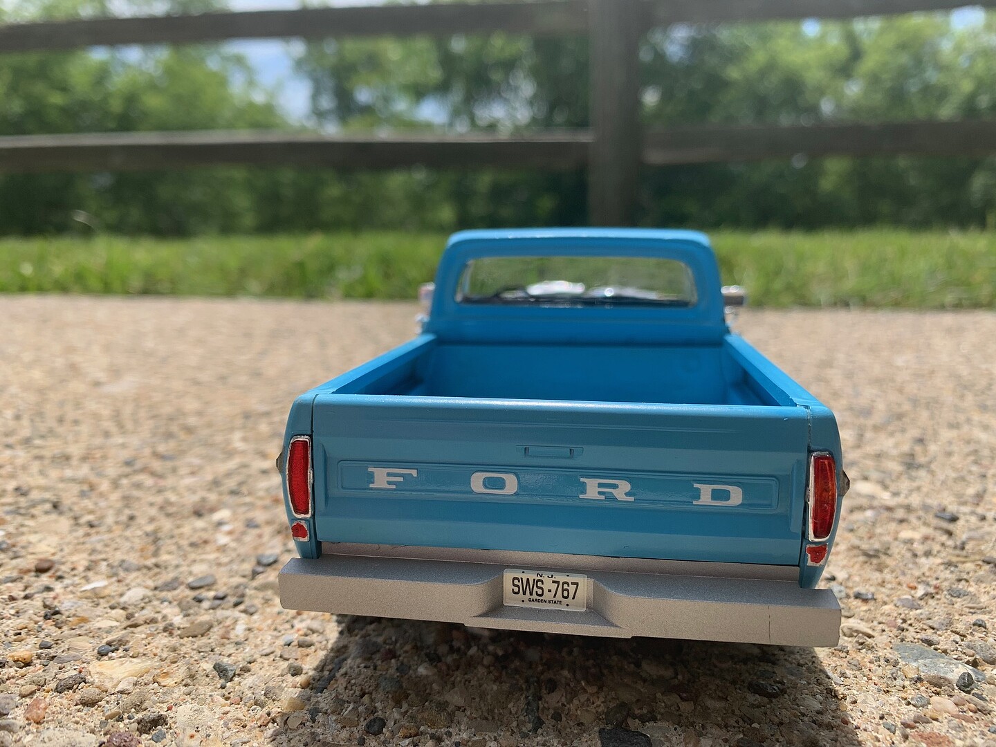 1969 Ford F100 Custom Cab Truck w/ Short Bed (Ltd Prod) -- Plastic ...