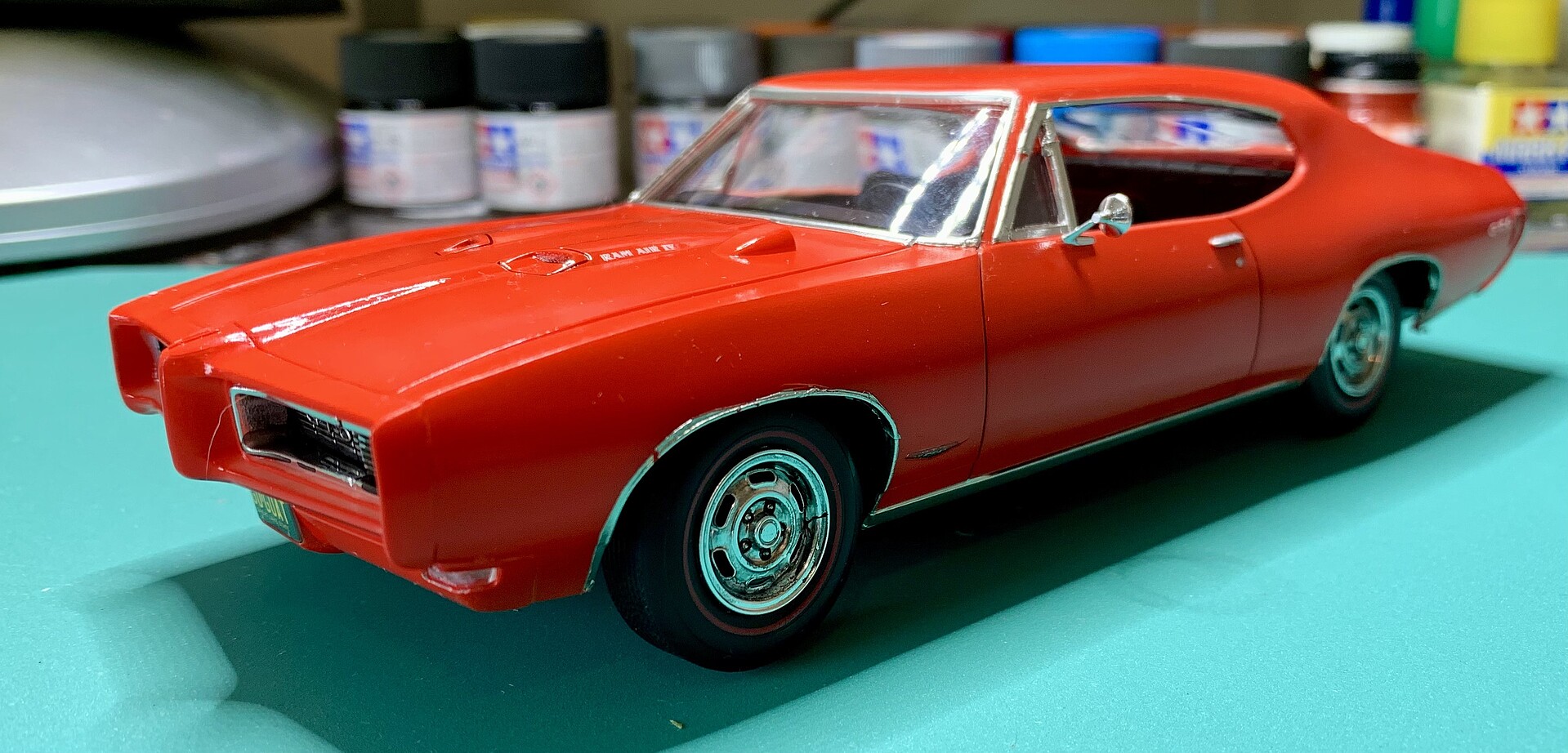 1968 Pontiac GTO Hardtop Craftsman -- Plastic Model Car -- 1/25 Scale ...