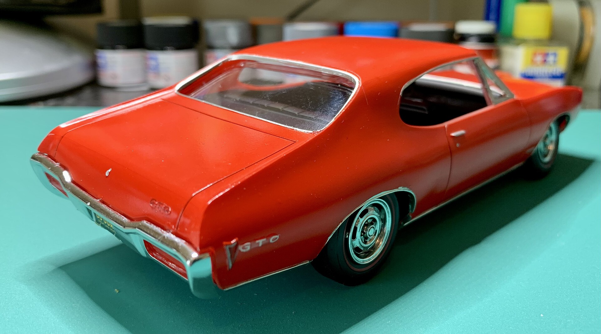 1968 Pontiac GTO Hardtop Craftsman -- Plastic Model Car -- 1/25 Scale ...