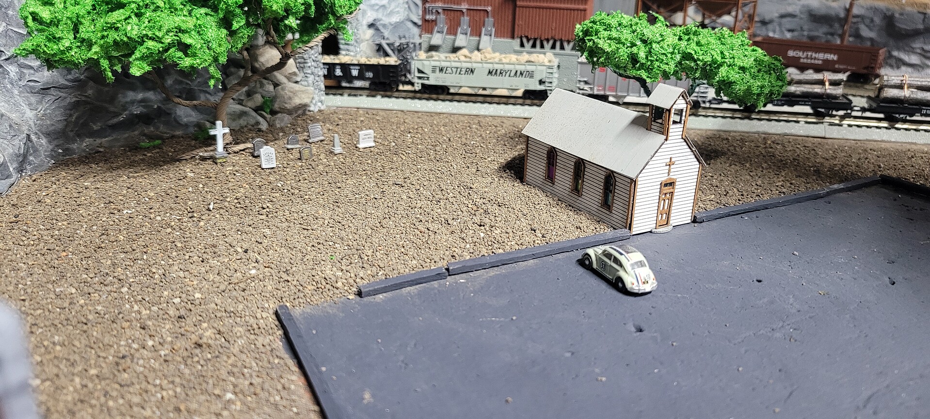 Crossroads Church Kit -- N Scale Model Railroad Building -- #691 ...