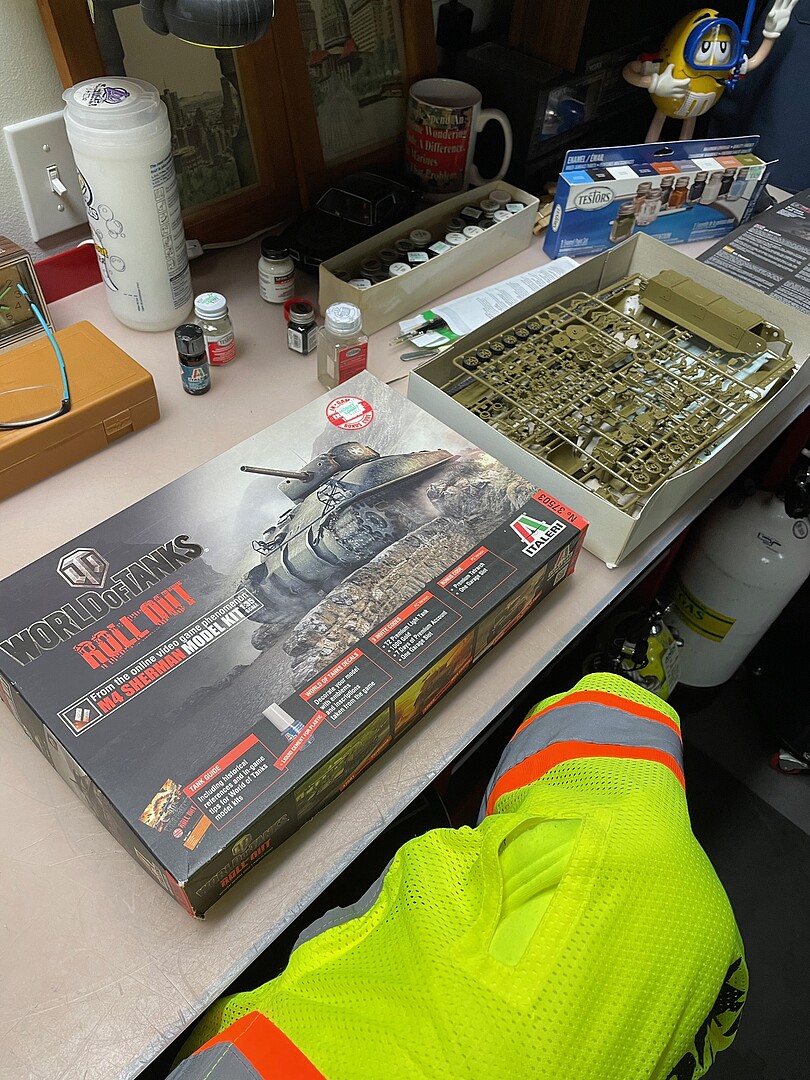 M4A3E8 Sherman Fury -- Plastic Model Military Vehicle Kit -- 1/35 Scale ...