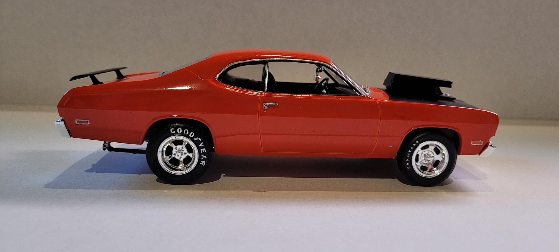 Gallery Pictures AMT 1971 Plymouth Duster 340 Plastic Model Car Kit 1/ ...