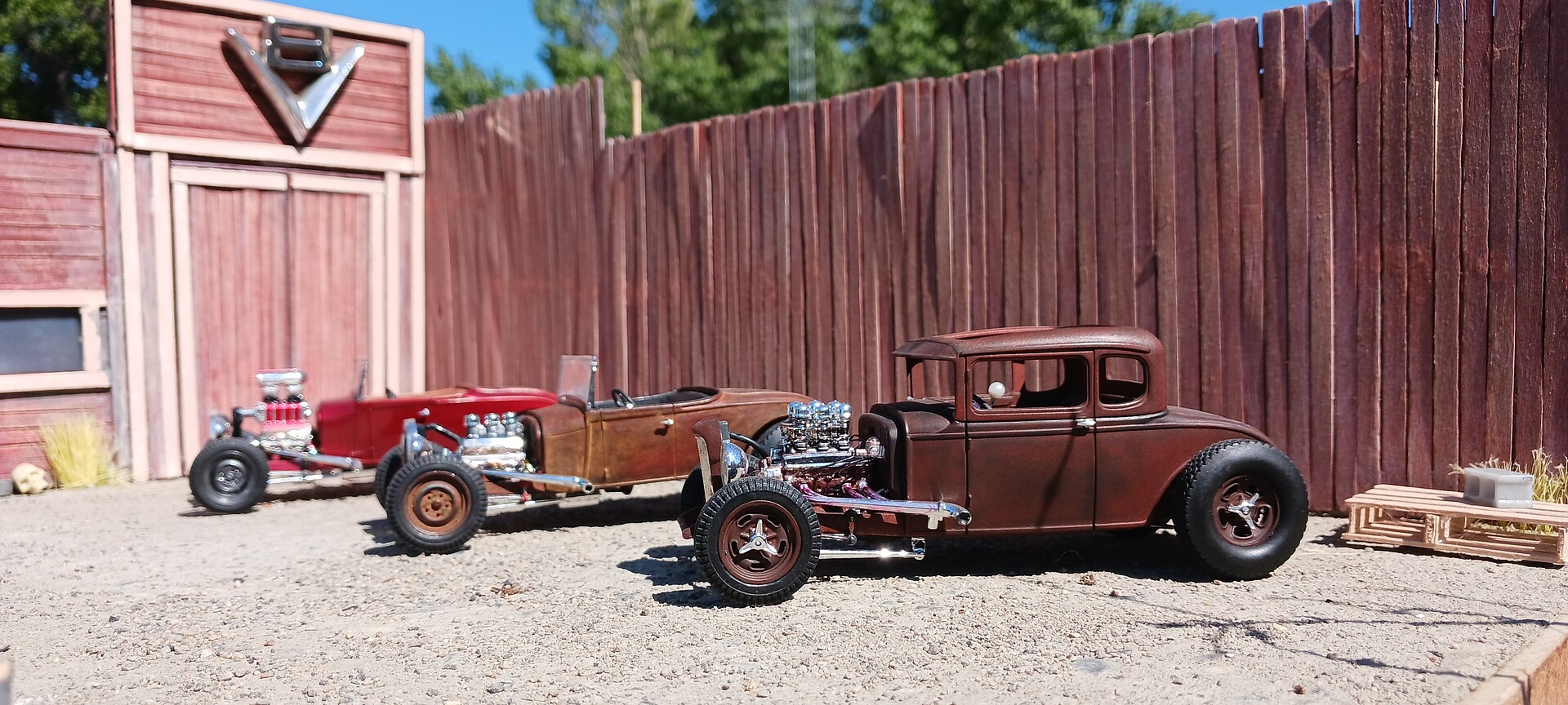 1930 Ford A Coupe (2 in 1) -- Plastic Model Car Kit -- 1/25 Scale ...