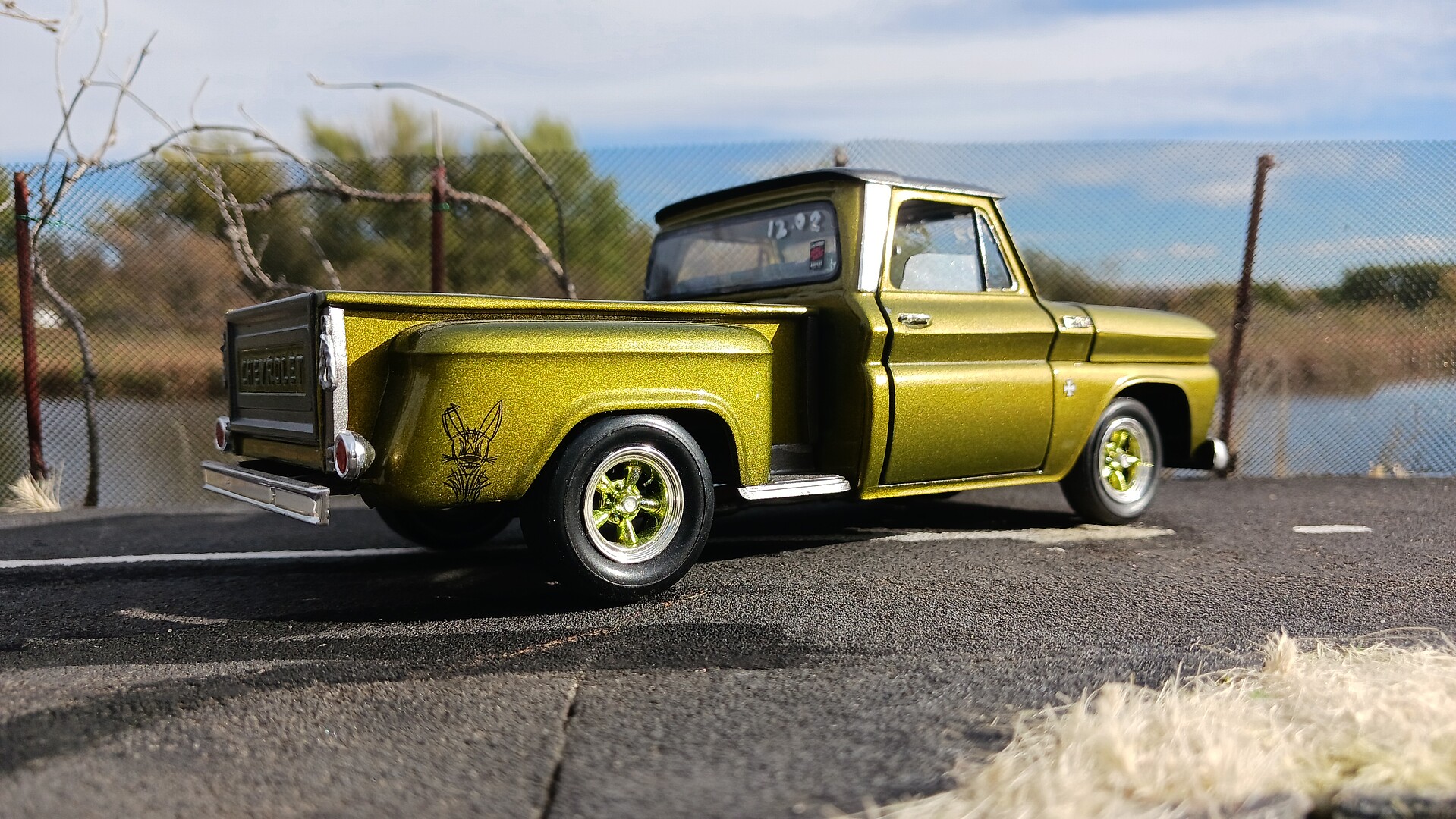 1965 Chevy Stepside Pickup 2'n1 -- Plastic Model Truck Kit -- 1/25 ...