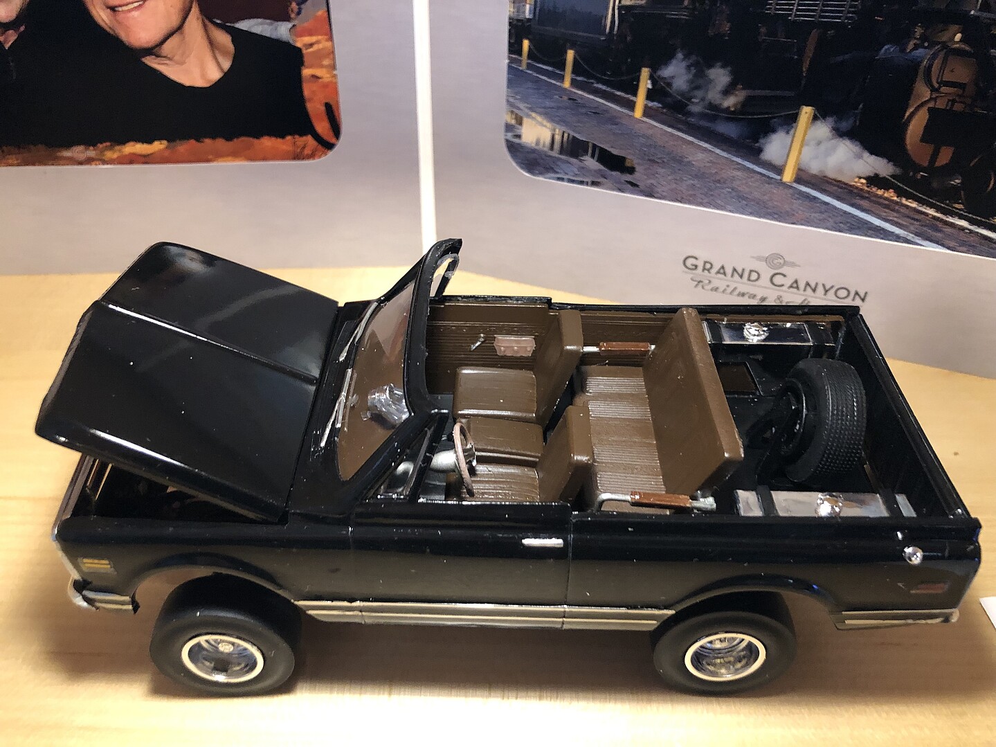 1972 GMC Jimmy -- Plastic Model Truck Vehicle Kit -- 1/25 Scale ...