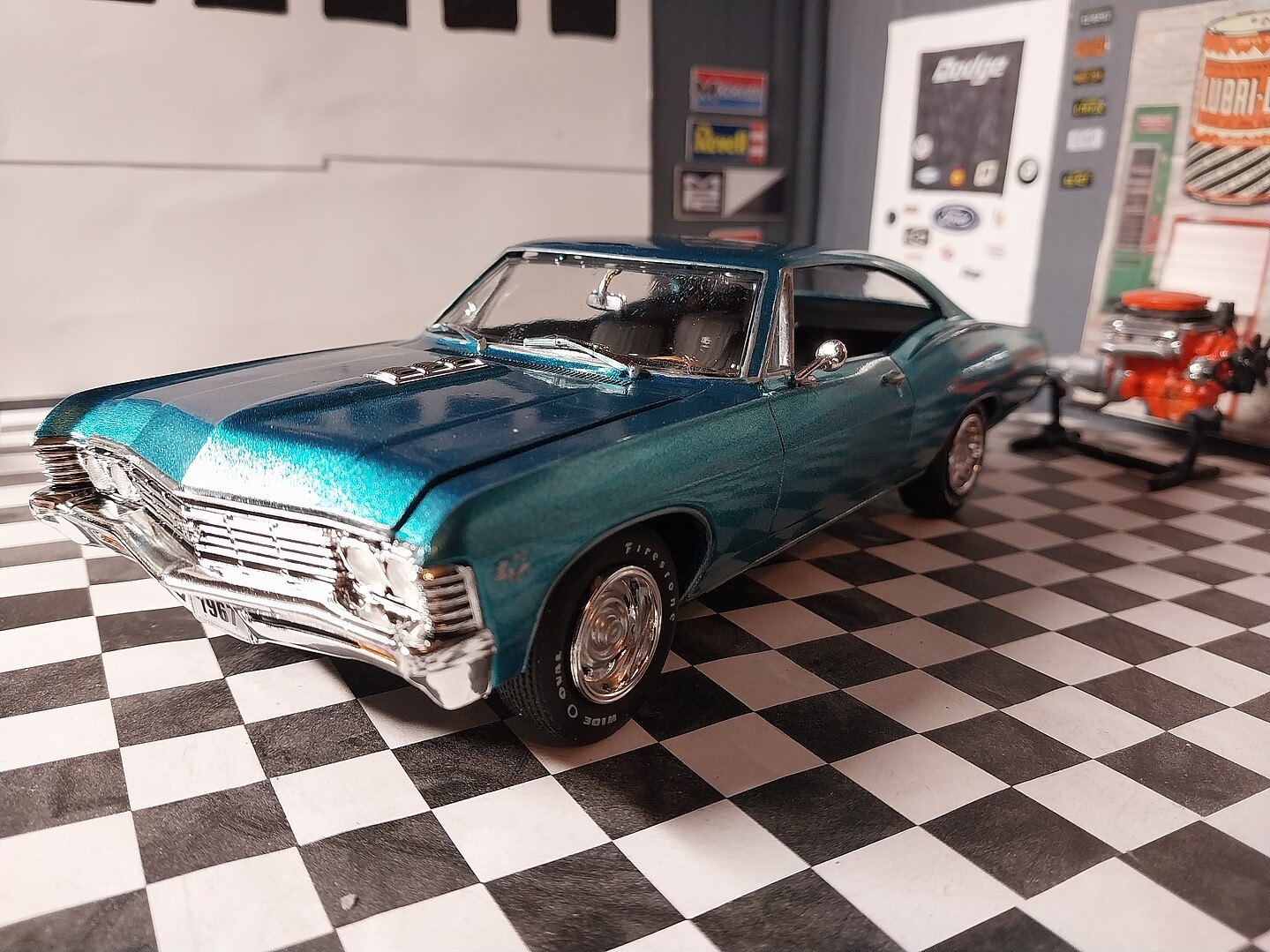 1967 Chevy Impala SS (Stock) -- Plastic Model Car Kit -- 1/25 Scale ...