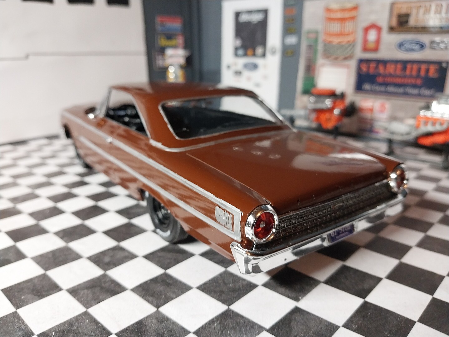 1963 Ford Galaxie -- Plastic Model Car Kit -- 1/25 Scale -- #1186 ...