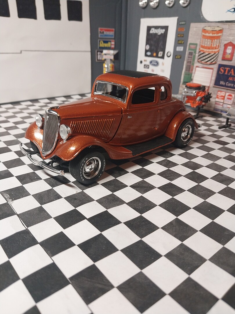 1934 Ford 5-Window Coupe Street Rod -- Plastic Model Car Vehicle Kit ...