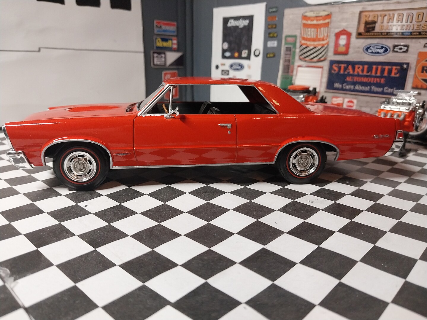 1965 Pontiac GTO Hardtop Craftsman Plus -- Plastic Model Car Vehicle ...