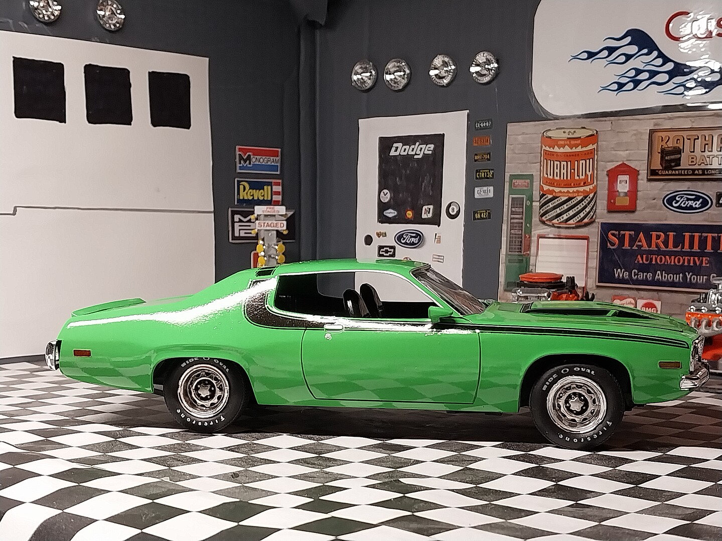 Gallery Pictures Tamiya Spray Lacquer TS22 Light Green 3 oz Hobby and ...