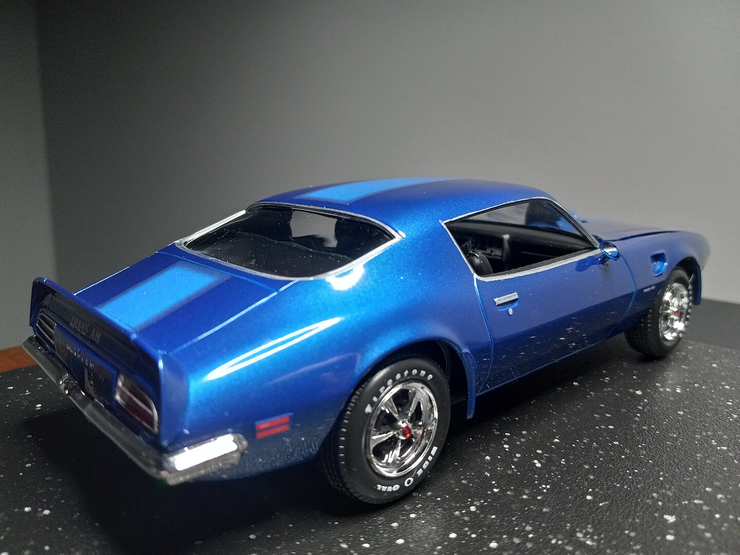 1970 Pontiac Firebird Car -- Plastic Model Car Kit -- 1/24 Scale ...