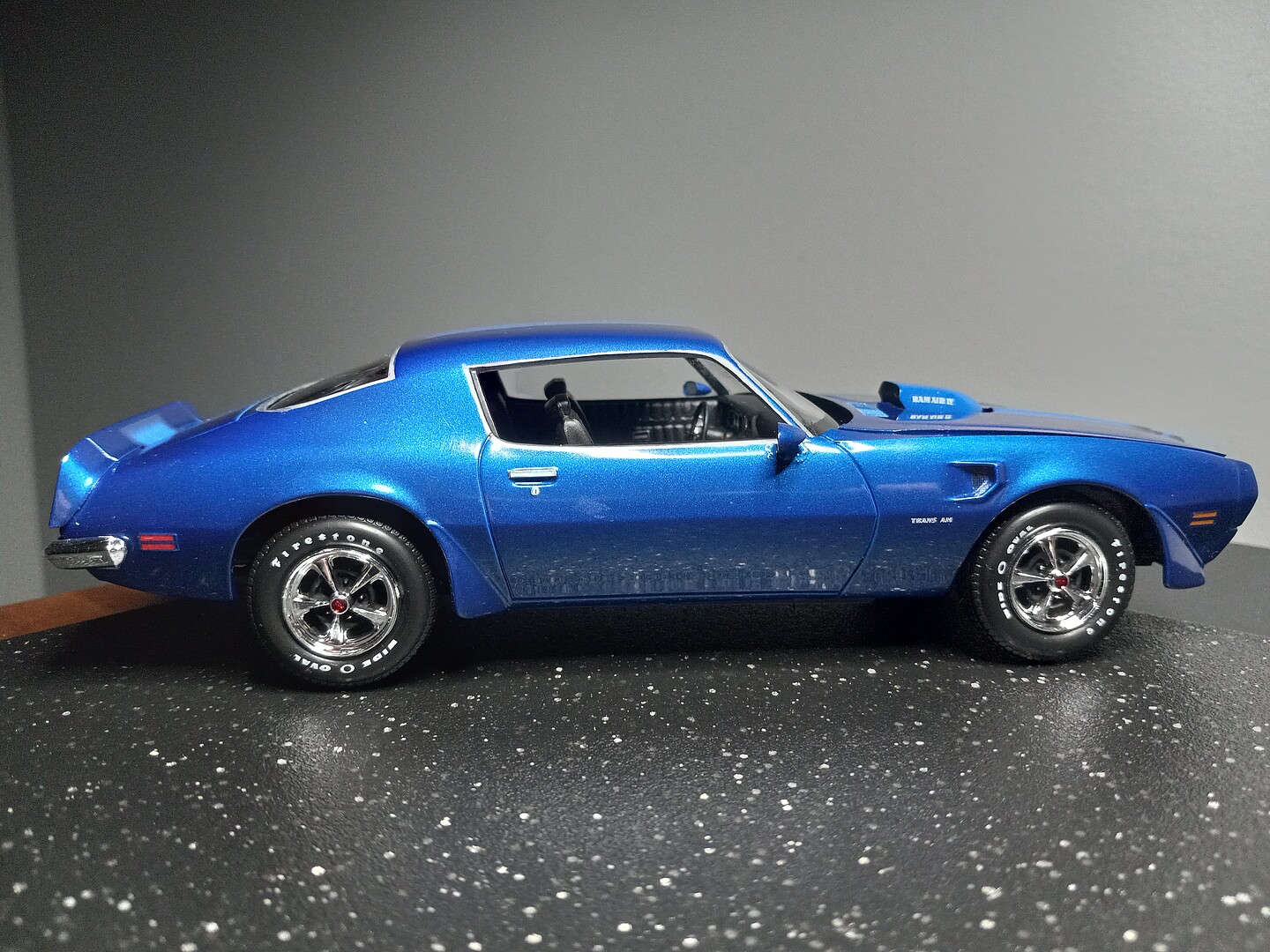 1970 Pontiac Firebird Car -- Plastic Model Car Kit -- 1/24 Scale ...