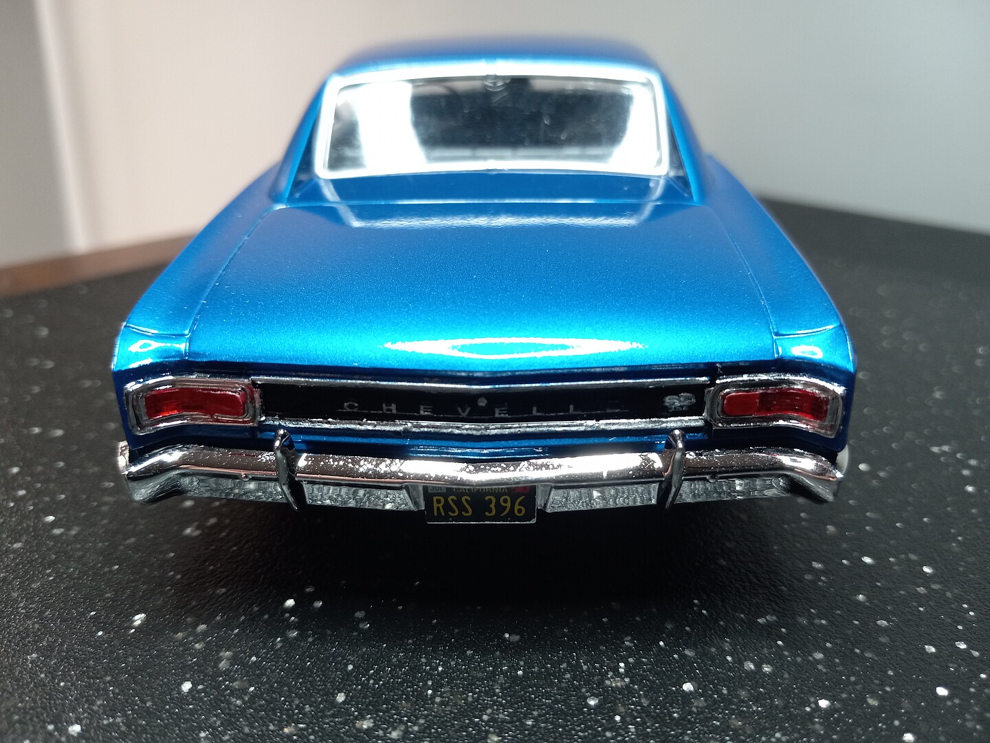 1966 Chevy Chevelle SS Car -- Plastic Model Car Vehicle Kit -- 1/25 ...