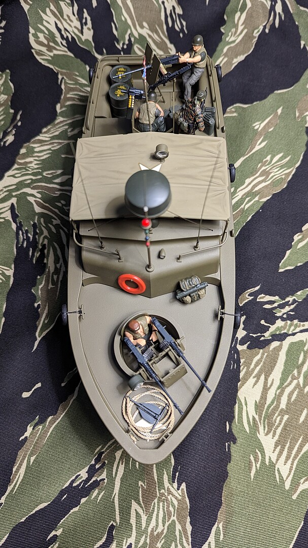 US Navy PBR31 MkII Pibber Boat -- Plastic Model Military Ship Kit -- 1/ ...