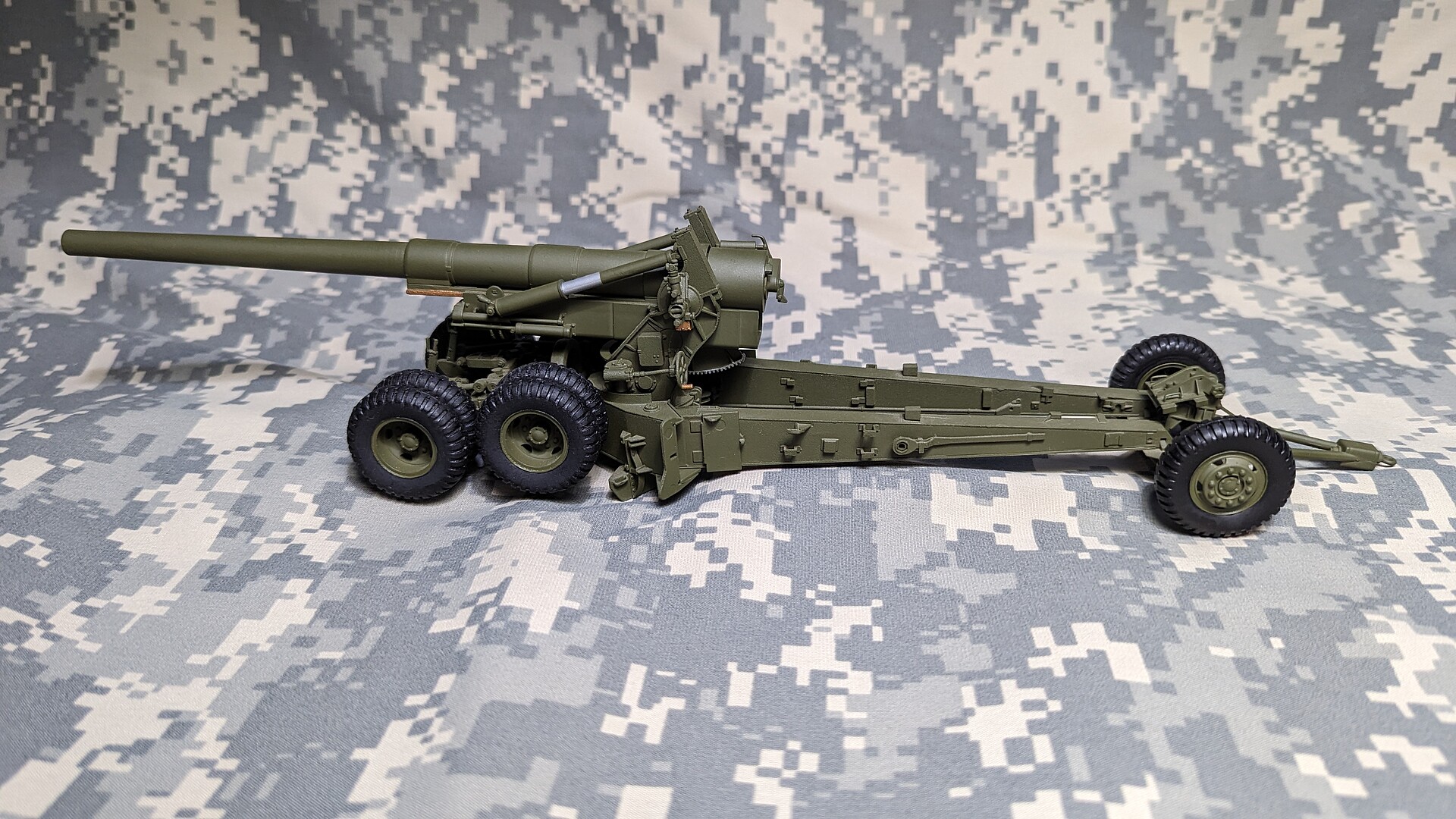 M59 155mm Long Tom Gun -- Plastic Model Artillery Kit -- 1/35 Scale ...