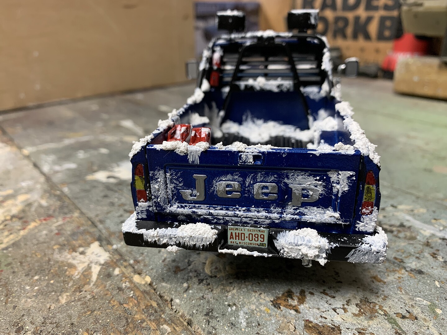 1980 Jeep Honcho Ice Patrol -- Plastic Model Truck Kit -- 1/25 Scale ...