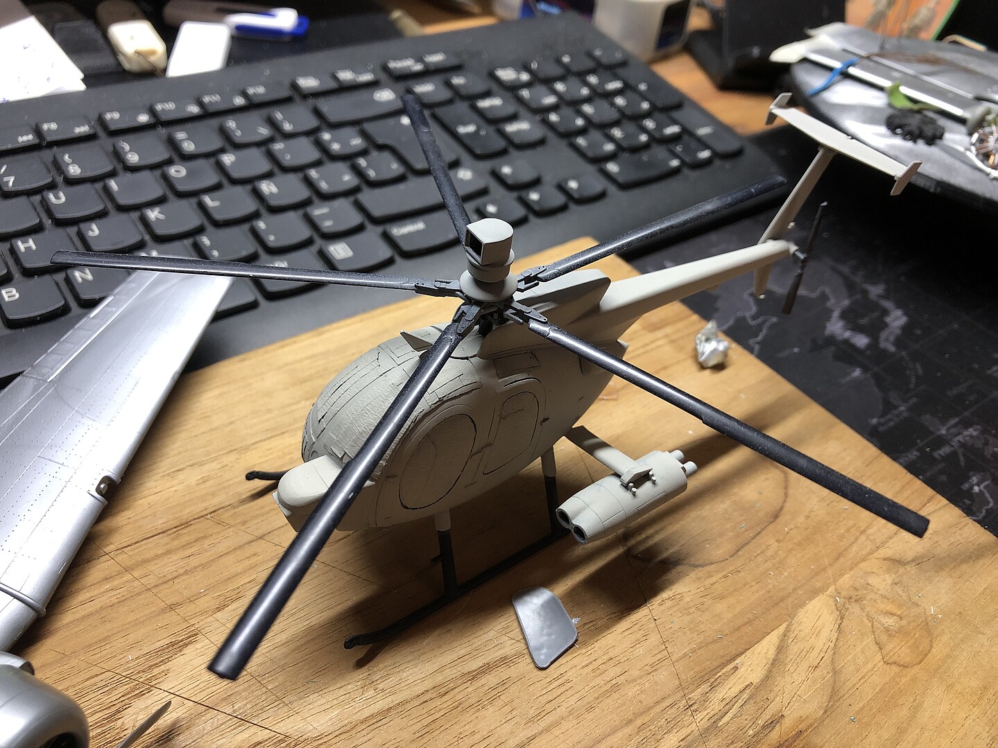 Hughes 500D Tow Helicopter -- Plastic Model Helicopter Kit -- 1/48 ...