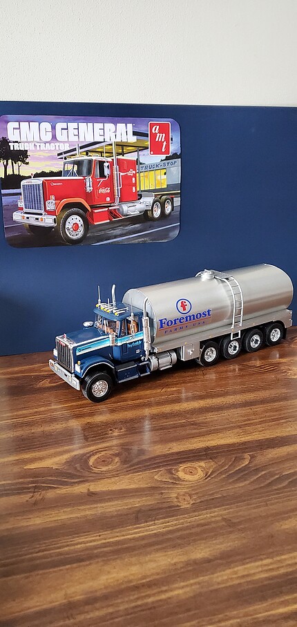 76 GMC General Semi Tractor -- Plastic Model Truck Vehicle Kit -- 1/25 ...