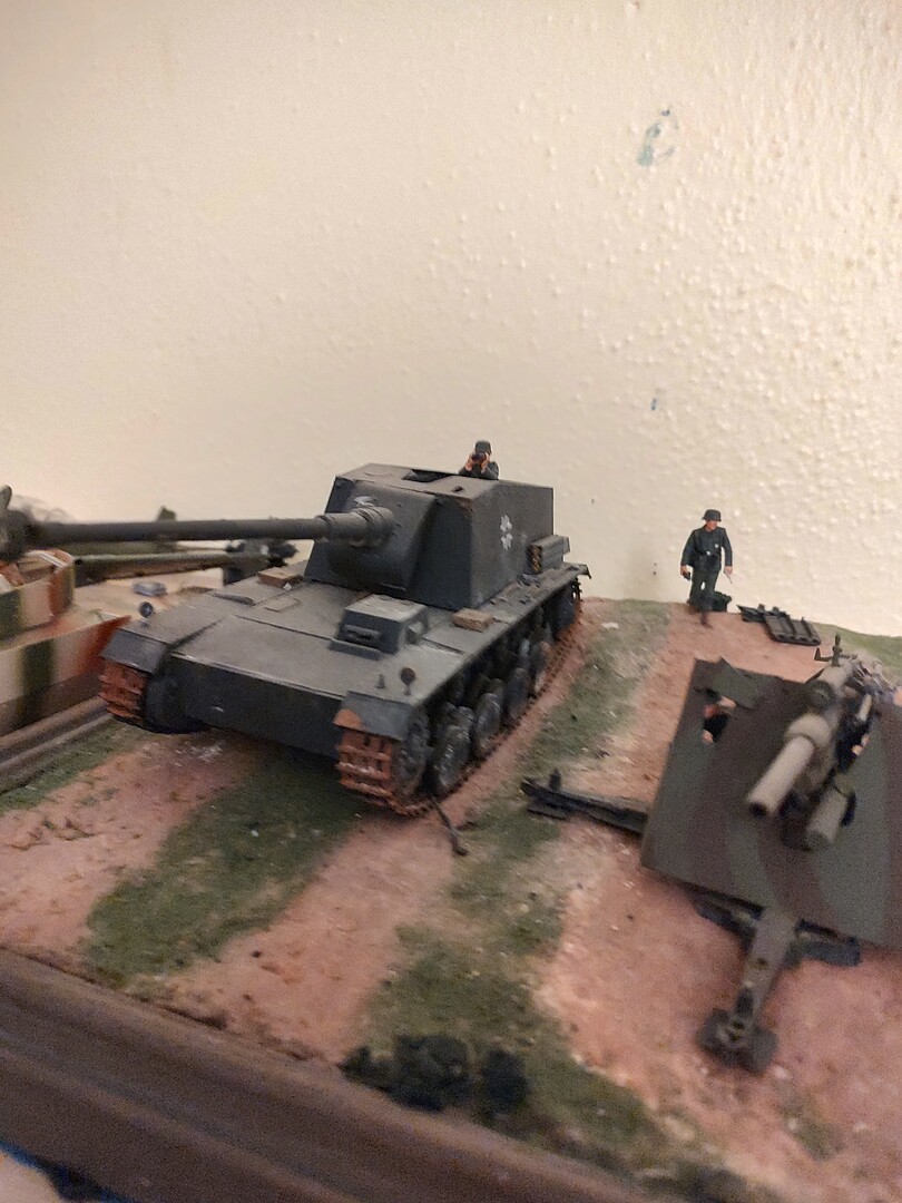 German 12.8cm Tank Destroyer L/61 Sturer Emil -- Plastic Model Military ...