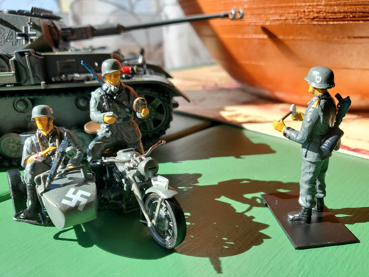 KS750 Zundapp Motorcycle -- Plastic Model Military Vehicle Kit -- 1/35 ...