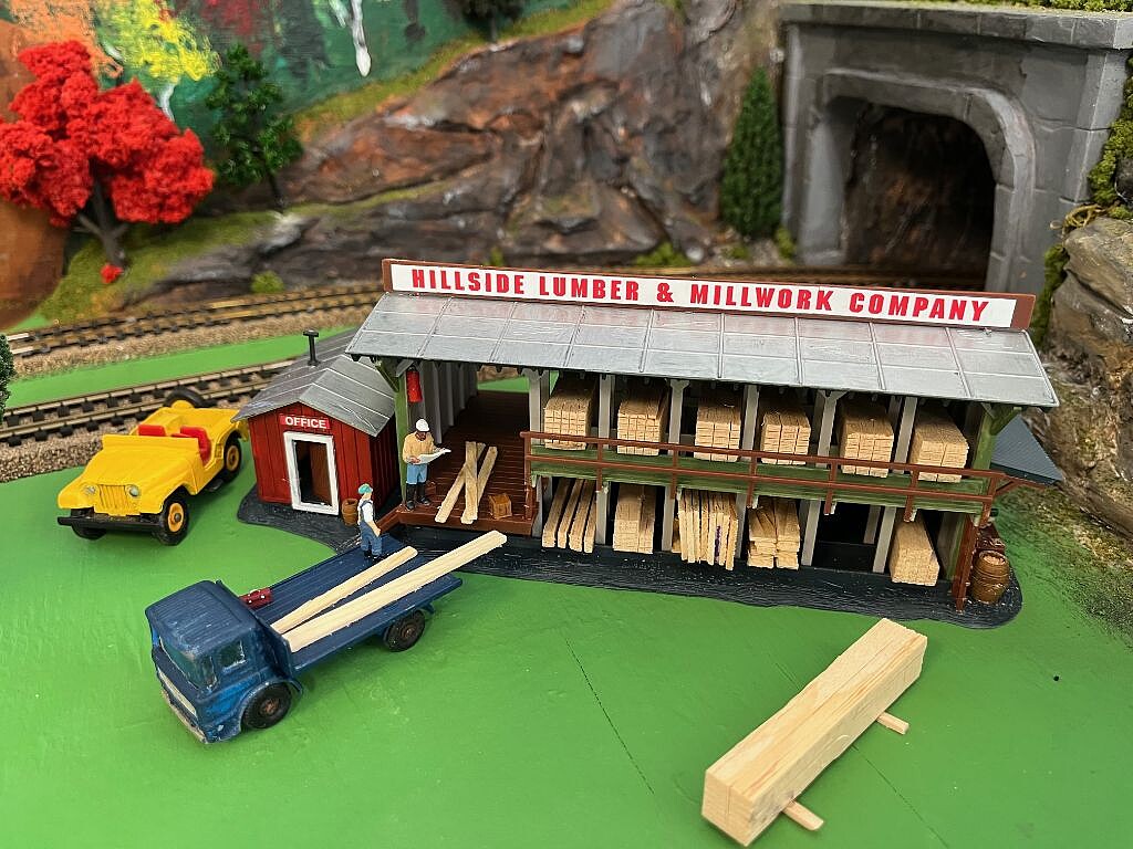 Gallery Pictures Atlas Lumber Yard & Office Kit HO Scale Model Railroad ...
