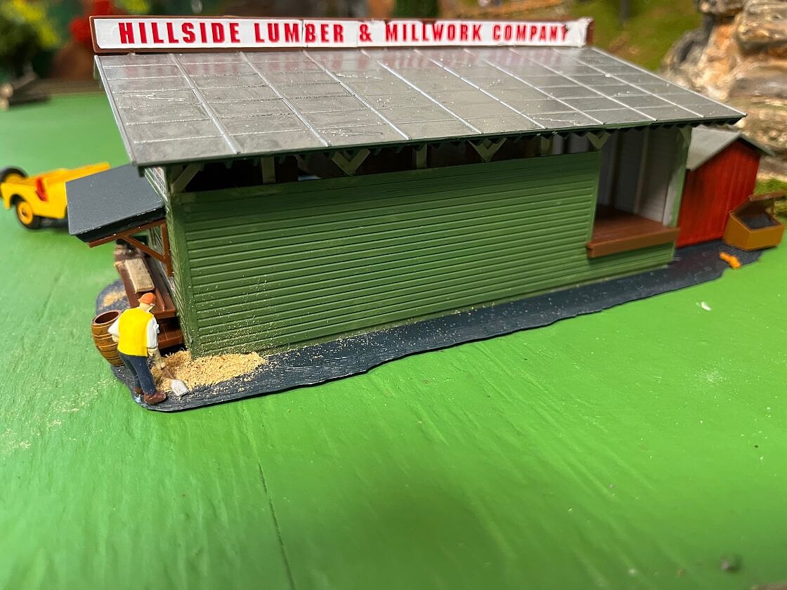 Lumber Yard & Office Kit -- HO Scale Model Railroad Building -- #750 ...