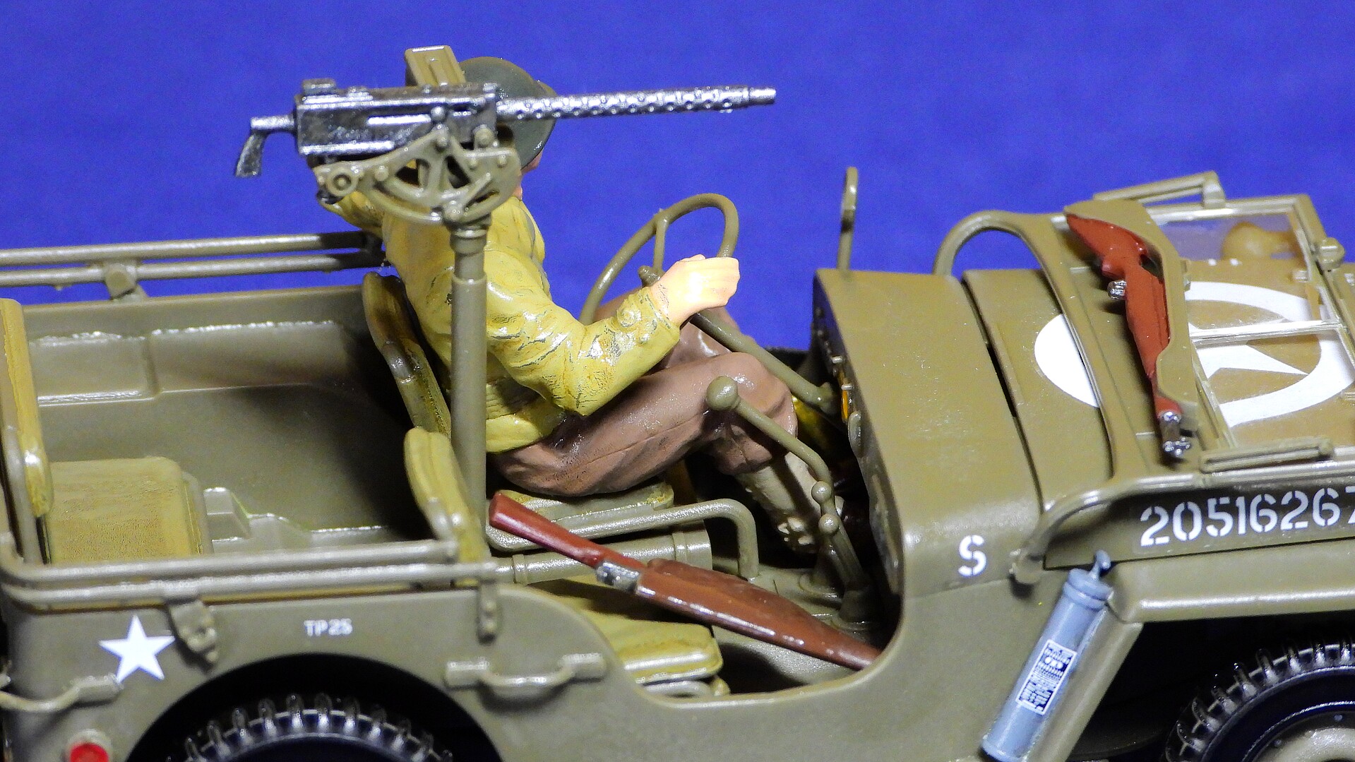 US Willys MB Jeep -- Plastic Model Military Vehicle Kit -- 1/35 Scale ...