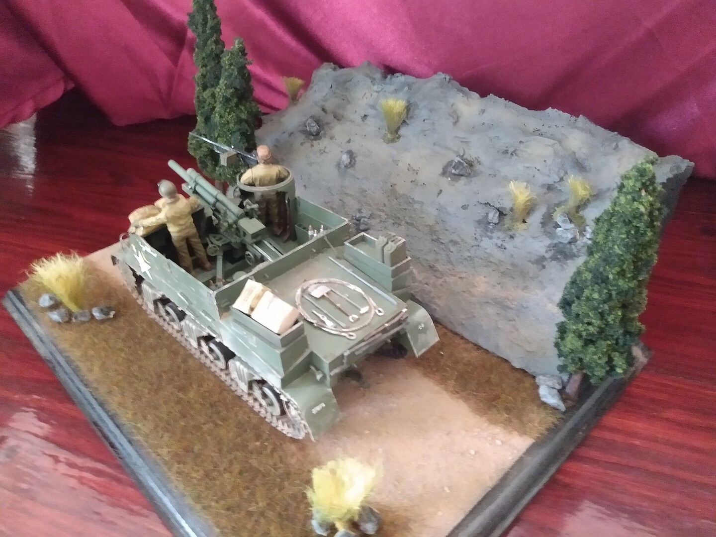 M7 Priest Self-Propelled Howitzer Tank -- Plastic Model Military Tank Kit -- 1/35 Scale ...