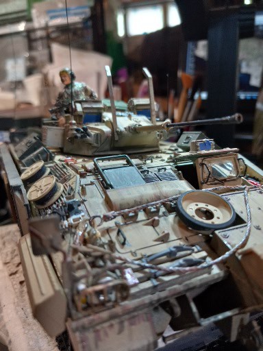 Warrior MCV Iraq 2003 Combat Vehicle -- Plastic Model Military Vehicle ...