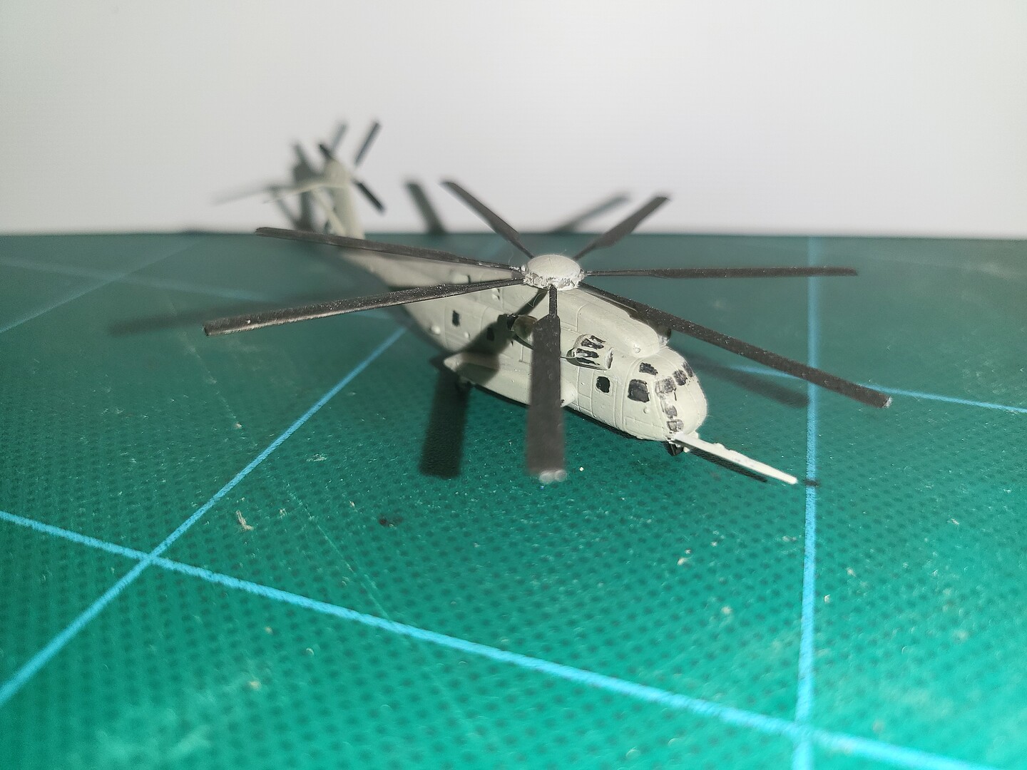 US Marines Air Group Aircraft/Heli Set -- Plastic Model Ship Kit -- 1/ ...