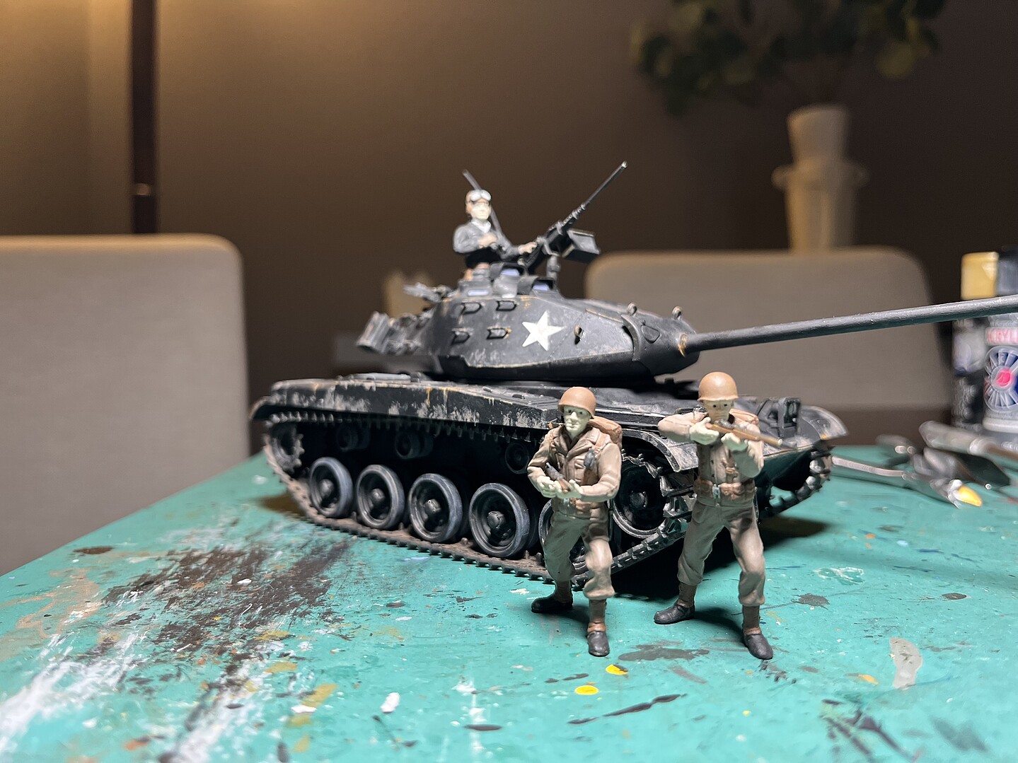 US M41 Walker Bulldog -- Plastic Model Military Vehicle Kit -- 1/35 Scale -- #35055 pictures by ...