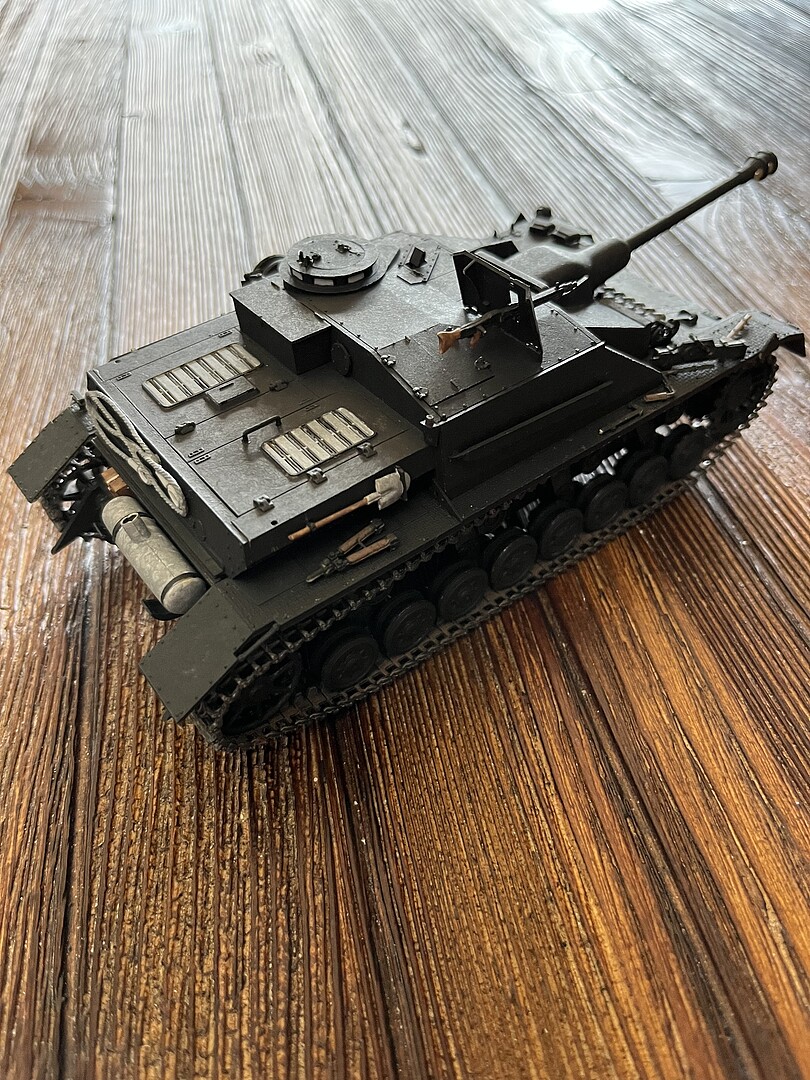 German Sturmgeschutz IV Tank -- Plastic Model Military Vehicle Kit -- 1 ...