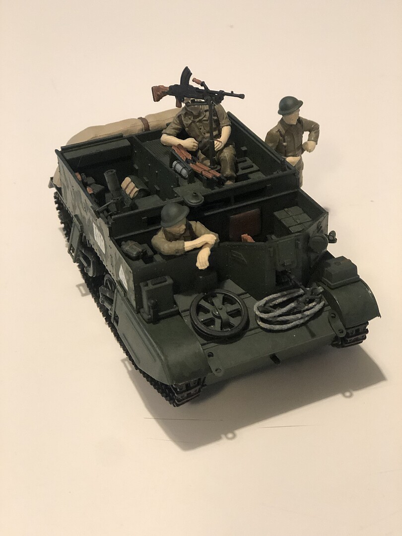 British Universal Carrier -- Plastic Model Military Vehicle Kit -- 1/35 ...