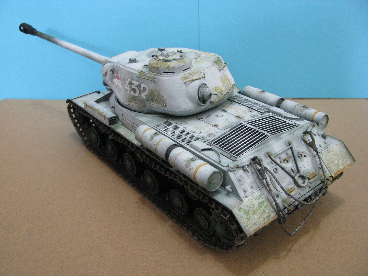 Russian Heavy Tank JS-2 1944 -- Plastic Model Military Vehicle Kit -- 1 ...