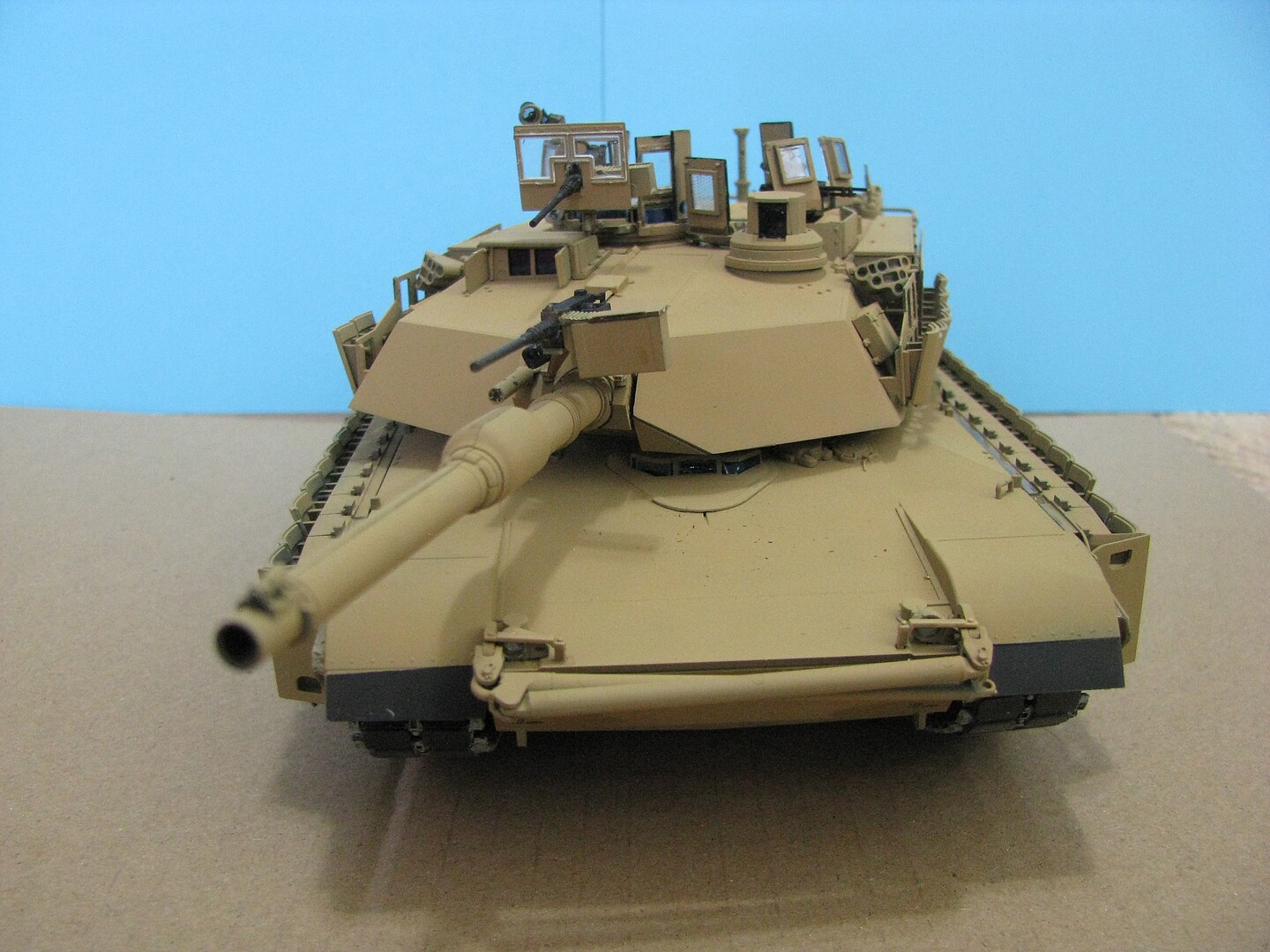 US M1A2 SEP Abrams Tusk II Tank -- Plastic Model Military Vehicle Kit ...