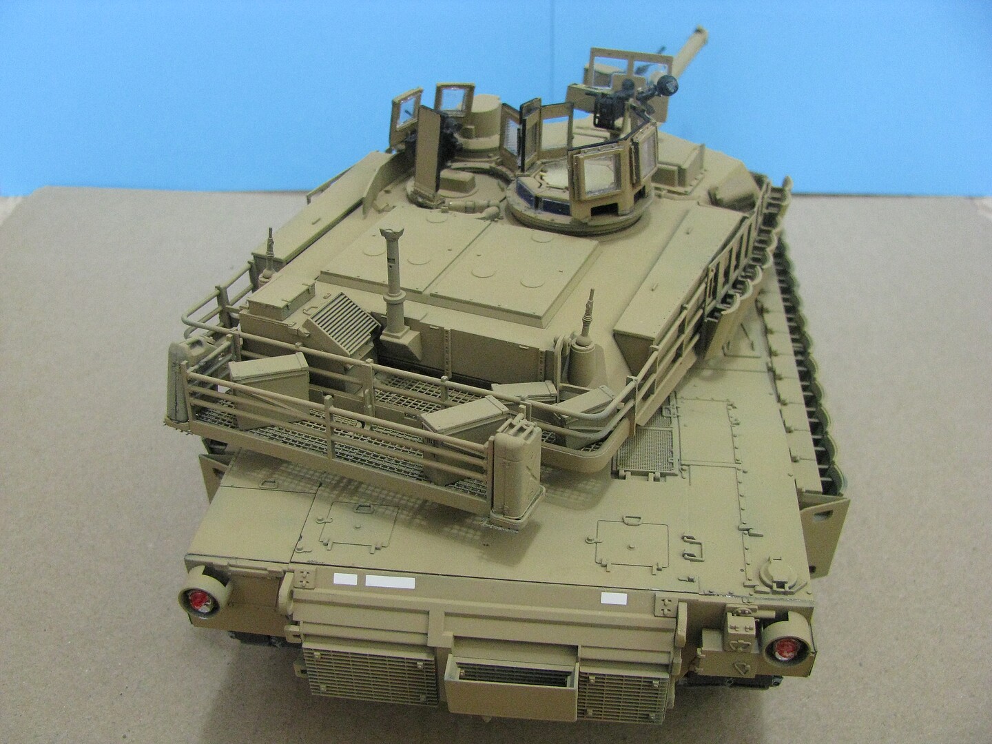 US M1A2 SEP Abrams Tusk II Tank -- Plastic Model Military Vehicle Kit ...