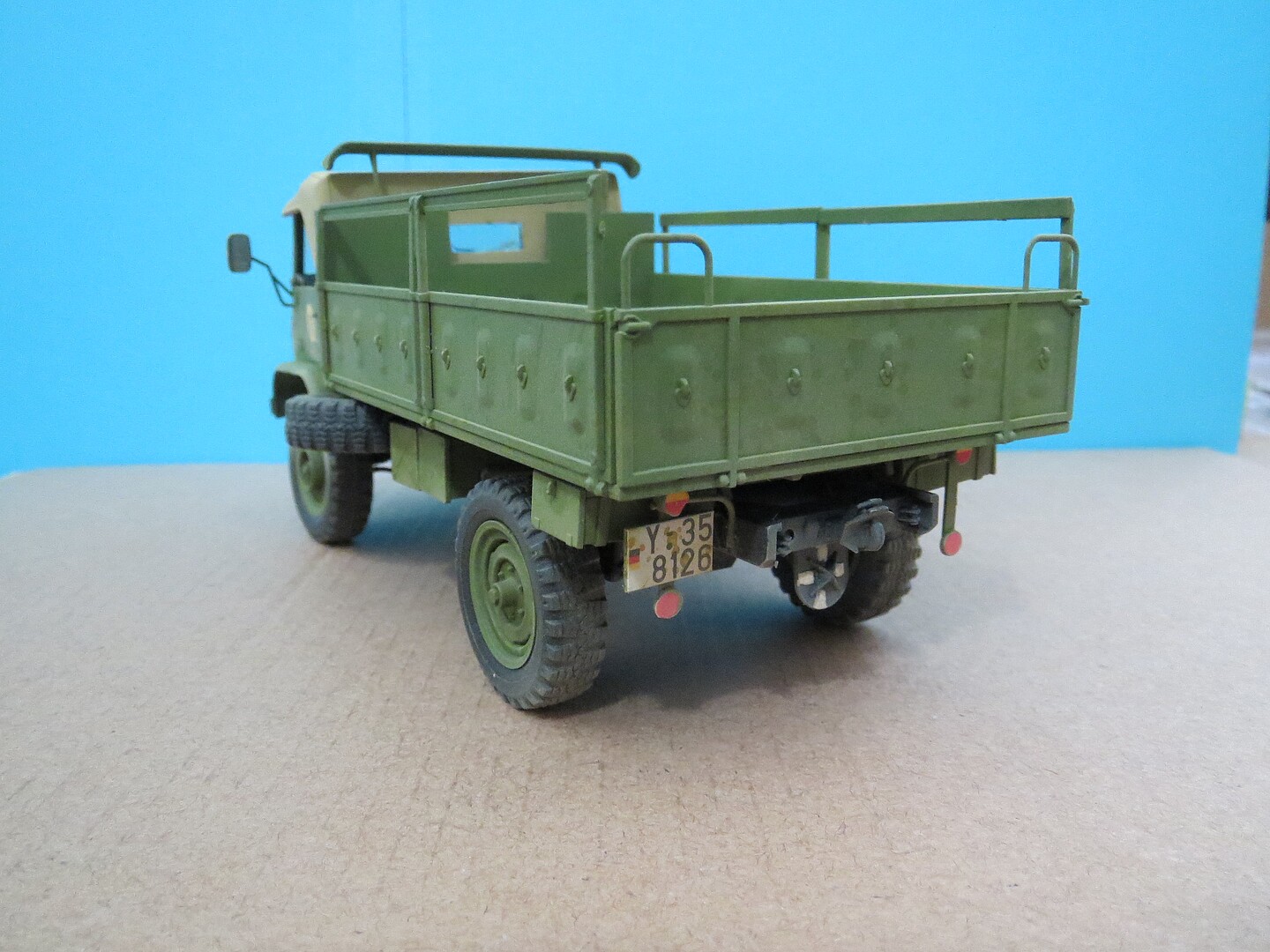 German Unimog S404 Military Ambulance -- Plastic Model Military Vehicle ...